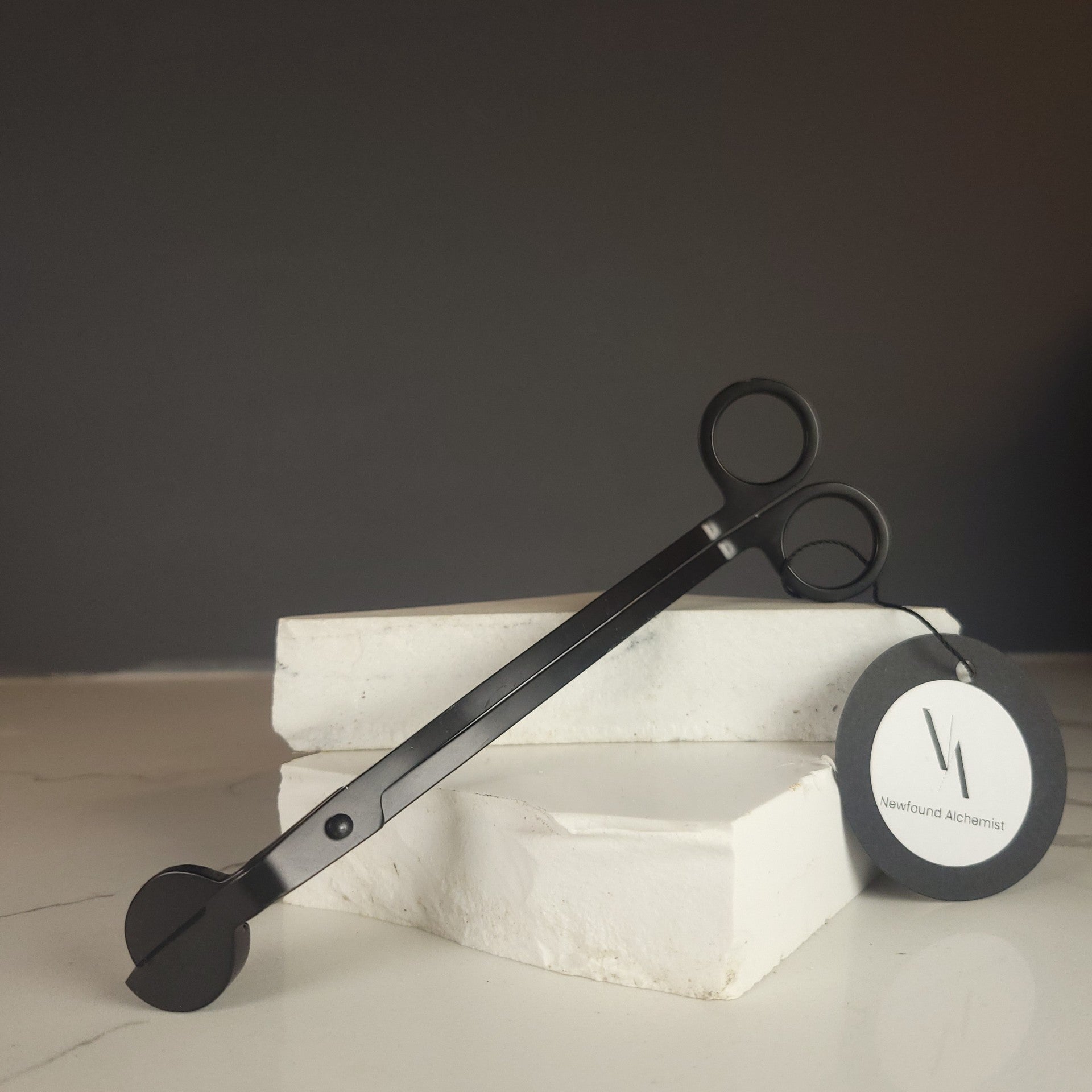 Wick trimmer – Newfound Alchemist